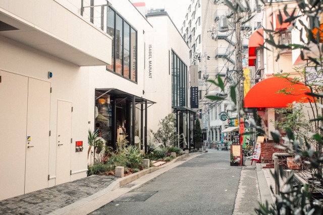 Kobe BAL | Motomachi Clothing & Fashion | Ichiban Kobe